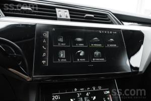 Black Audi E-Tron 2022 in Riga, with an engine capacity of 0.00 L and mileage of 44 thousand km for 34950 €, photo 32 on AUTOMOTO.COM.LV