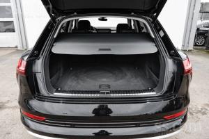 Black Audi E-Tron 2022 in Riga, with an engine capacity of 0.00 L and mileage of 44 thousand km for 34950 €, photo 36 on AUTOMOTO.COM.LV
