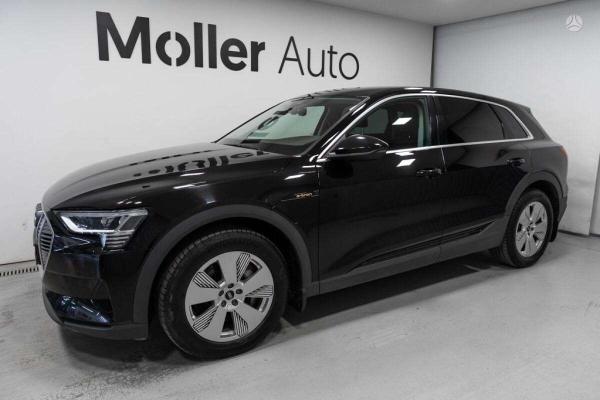 Melns Audi E-Tron 2022 Viļņa, ar dzinēja tilpumu 0.00 L un nobraukumu 62 tūkst. km par 29900 €, foto 2 vietnē AUTOMOTO.COM.LV