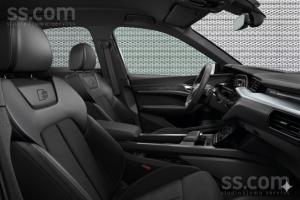 Black Audi E-Tron 2022 in Riga, with an engine capacity of 0.00 L and mileage of 99 thousand km for 39900 €, photo 5 on AUTOMOTO.COM.LV