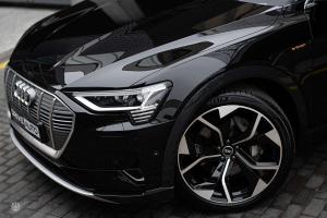 Черный Ауди E-Tron 2022 в Вильнюс, объемом двигателя 0.00 л и пробегом 35 тыс. км за 35900 €, фото 7 на AUTOMOTO.COM.LV