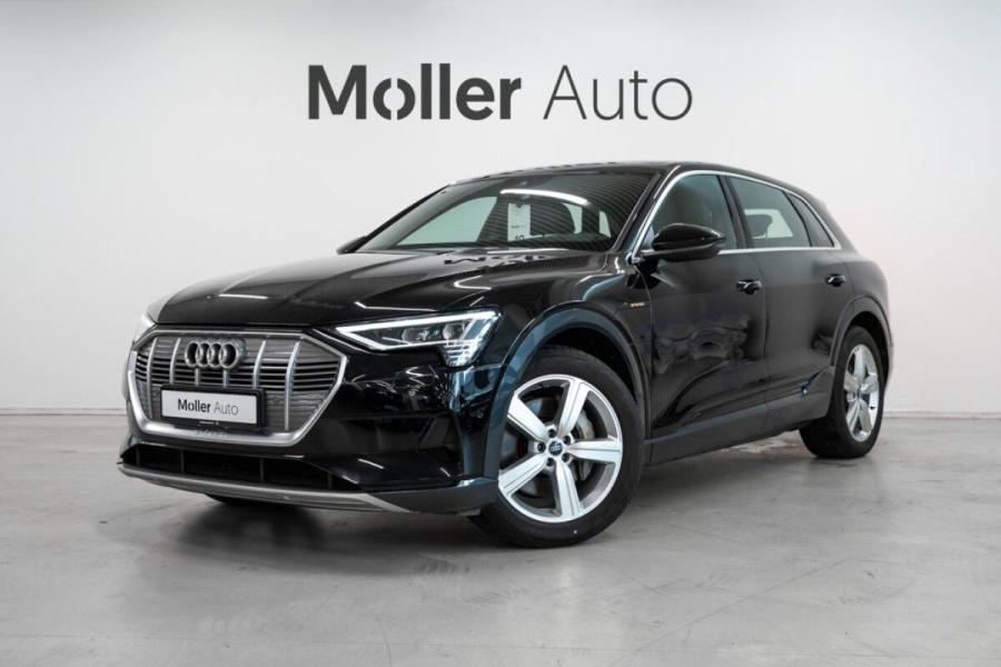Black Audi E-Tron 2022 in Vilnius, with an engine capacity of 0.00 L and mileage of 65 thousand km for 32900 €, photo 6 on AUTOMOTO.COM.LV