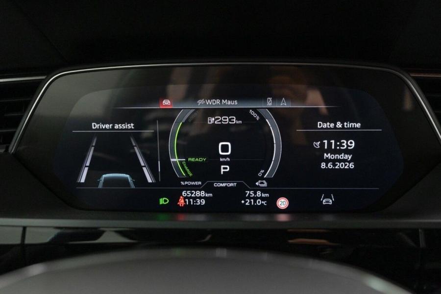 Black Audi E-Tron 2022 in Vilnius, with an engine capacity of 0.00 L and mileage of 65 thousand km for 32900 €, photo 16 on AUTOMOTO.COM.LV