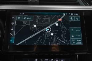 Black Audi E-Tron 2022 in Vilnius, with an engine capacity of 0.00 L and mileage of 65 thousand km for 32900 €, photo 20 on AUTOMOTO.COM.LV