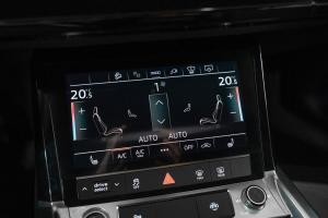 Black Audi E-Tron 2022 in Vilnius, with an engine capacity of 0.00 L and mileage of 65 thousand km for 32900 €, photo 23 on AUTOMOTO.COM.LV