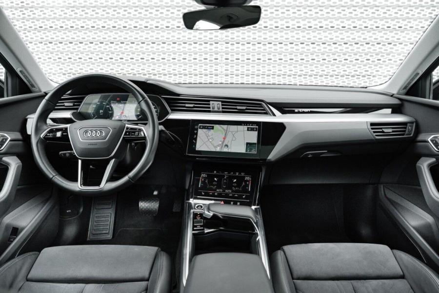 Melns Audi E-Tron 2022 Mārupe, ar dzinēja tilpumu 0.00 L un nobraukumu 33 tūkst. km par 41850 €, foto 7 vietnē AUTOMOTO.COM.LV