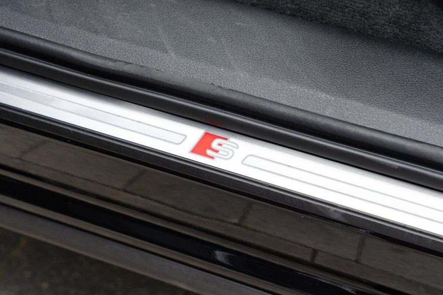 Melns Audi E-Tron 2022 Mārupe, ar dzinēja tilpumu 0.00 L un nobraukumu 33 tūkst. km par 41850 €, foto 13 vietnē AUTOMOTO.COM.LV