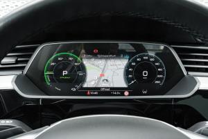 Melns Audi E-Tron 2022 Mārupe, ar dzinēja tilpumu 0.00 L un nobraukumu 33 tūkst. km par 41850 €, foto 17 vietnē AUTOMOTO.COM.LV