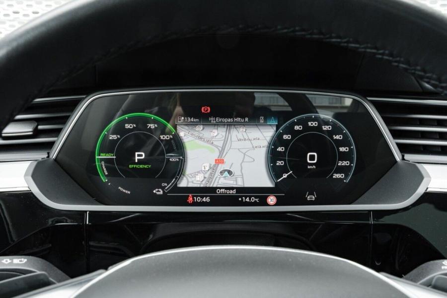 Melns Audi E-Tron 2022 Mārupe, ar dzinēja tilpumu 0.00 L un nobraukumu 33 tūkst. km par 41850 €, foto 17 vietnē AUTOMOTO.COM.LV