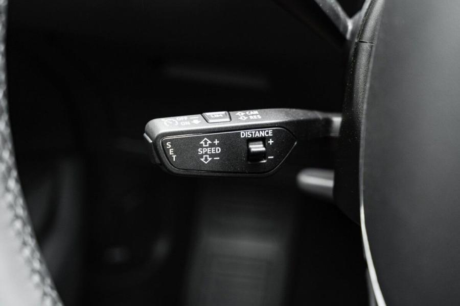 Melns Audi E-Tron 2022 Mārupe, ar dzinēja tilpumu 0.00 L un nobraukumu 33 tūkst. km par 41850 €, foto 18 vietnē AUTOMOTO.COM.LV