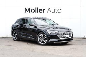 Melns Audi E-Tron 2022 Rīga, ar dzinēja tilpumu 0.00 L un nobraukumu 44 tūkst. km par 34950 €, foto 3 vietnē AUTOMOTO.COM.LV