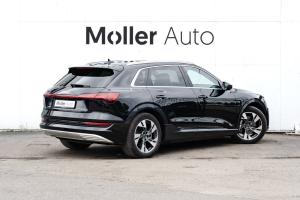 Melns Audi E-Tron 2022 Rīga, ar dzinēja tilpumu 0.00 L un nobraukumu 44 tūkst. km par 34950 €, foto 5 vietnē AUTOMOTO.COM.LV