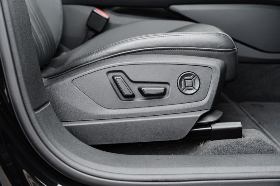 Melns Audi E-Tron 2022 Rīga, ar dzinēja tilpumu 0.00 L un nobraukumu 44 tūkst. km par 34950 €, foto 8 vietnē AUTOMOTO.COM.LV