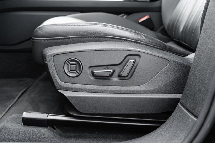 Melns Audi E-Tron 2022 Rīga, ar dzinēja tilpumu 0.00 L un nobraukumu 44 tūkst. km par 34950 €, foto 14 vietnē AUTOMOTO.COM.LV