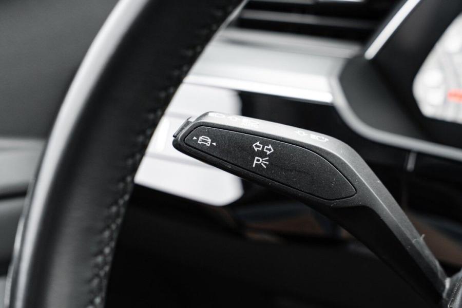 Melns Audi E-Tron 2022 Rīga, ar dzinēja tilpumu 0.00 L un nobraukumu 44 tūkst. km par 34950 €, foto 17 vietnē AUTOMOTO.COM.LV