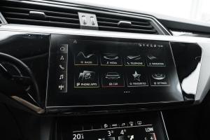 Melns Audi E-Tron 2022 Rīga, ar dzinēja tilpumu 0.00 L un nobraukumu 44 tūkst. km par 34950 €, foto 25 vietnē AUTOMOTO.COM.LV
