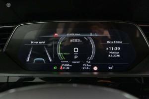 Черный Ауди E-Tron 2022 в Вильнюс, объемом двигателя 0.00 л и пробегом 65 тыс. км за 32900 €, фото 12 на AUTOMOTO.COM.LV