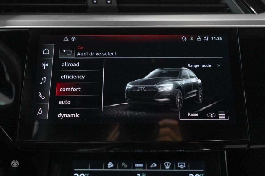 Черный Ауди E-Tron 2022 в Вильнюс, объемом двигателя 0.00 л и пробегом 65 тыс. км за 32900 €, фото 17 на AUTOMOTO.COM.LV