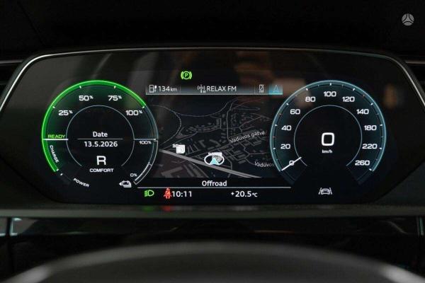 Черный Ауди E-Tron 2022 в Вильнюс, объемом двигателя 0.00 л и пробегом 58 тыс. км за 29250 €, фото 10 на AUTOMOTO.COM.LV