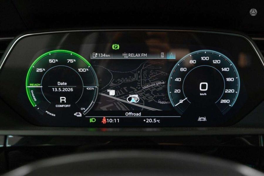 Черный Ауди E-Tron 2022 в Вильнюс, объемом двигателя 0.00 л и пробегом 58 тыс. км за 29250 €, фото 11 на AUTOMOTO.COM.LV