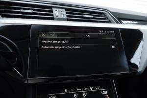 Черный Ауди E-Tron 2022 в Марупе, объемом двигателя 0.00 л и пробегом 32 тыс. км за 40500 €, фото 21 на AUTOMOTO.COM.LV