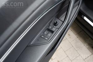 Black Audi E-Tron 2022 in Riga, with an engine capacity of 0.00 L and mileage of 74 thousand km for 35950 €, photo 8 on AUTOMOTO.COM.LV