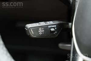 Black Audi E-Tron 2022 in Riga, with an engine capacity of 0.00 L and mileage of 74 thousand km for 35950 €, photo 11 on AUTOMOTO.COM.LV