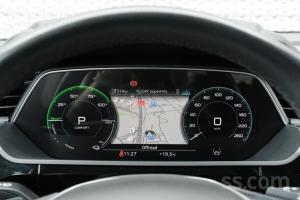 Black Audi E-Tron 2022 in Riga, with an engine capacity of 0.00 L and mileage of 74 thousand km for 35950 €, photo 13 on AUTOMOTO.COM.LV