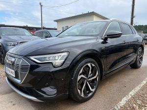 Black Audi E-Tron 2022 in Vilnius, with an engine capacity of 0.00 L and mileage of 77 thousand km for 32700 €, photo  on AUTOMOTO.COM.LV
