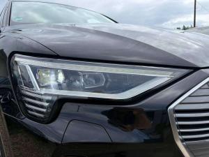 Melns Audi E-Tron 2022 Viļņa, ar dzinēja tilpumu 0.00 L un nobraukumu 77 tūkst. km par 32700 €, foto 4 vietnē AUTOMOTO.COM.LV