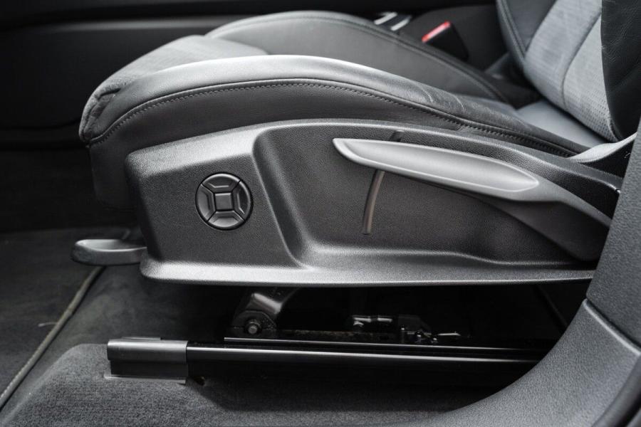 Melns Audi E-Tron 2022 Mārupe, ar dzinēja tilpumu 0.00 L un nobraukumu 26 tūkst. km par 36000 €, foto 10 vietnē AUTOMOTO.COM.LV