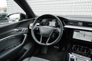 Melns Audi E-Tron 2022 Mārupe, ar dzinēja tilpumu 0.00 L un nobraukumu 26 tūkst. km par 36000 €, foto 12 vietnē AUTOMOTO.COM.LV