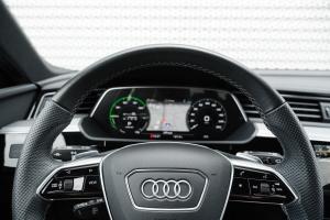 Melns Audi E-Tron 2022 Mārupe, ar dzinēja tilpumu 0.00 L un nobraukumu 26 tūkst. km par 36000 €, foto 14 vietnē AUTOMOTO.COM.LV
