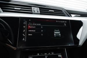 Melns Audi E-Tron 2022 Mārupe, ar dzinēja tilpumu 0.00 L un nobraukumu 26 tūkst. km par 36000 €, foto 25 vietnē AUTOMOTO.COM.LV