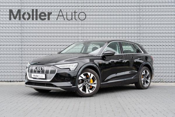 Melns Audi E-Tron 2022 Mārupe, ar dzinēja tilpumu 0.00 L un nobraukumu 74 tūkst. km par 35950 €, foto 1 vietnē AUTOMOTO.COM.LV
