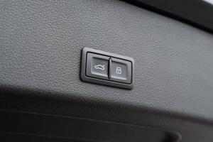 Черный Ауди E-Tron 2022 в Марупе, объемом двигателя 0.00 л и пробегом 74 тыс. км за 35950 €, фото 30 на AUTOMOTO.COM.LV