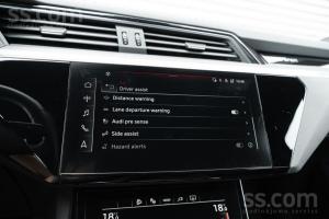 Черный Ауди E-Tron 2022 в Рига, объемом двигателя 0.00 л и пробегом 18 тыс. км за 47200 €, фото 29 на AUTOMOTO.COM.LV