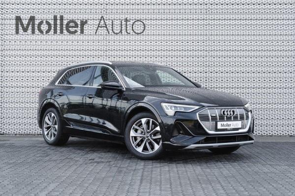 Black Audi E-Tron 2022 in Marupe, with an engine capacity of 0.00 L and mileage of 50 thousand km for 46100 €, photo 2 on AUTOMOTO.COM.LV
