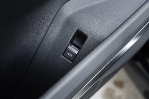 Melns Audi E-Tron 2022 Mārupe, ar dzinēja tilpumu 0.00 L un nobraukumu 50 tūkst. km par 46100 €, foto 11 vietnē AUTOMOTO.COM.LV