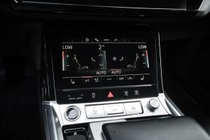 Melns Audi E-Tron 2022 Mārupe, ar dzinēja tilpumu 0.00 L un nobraukumu 50 tūkst. km par 46100 €, foto 33 vietnē AUTOMOTO.COM.LV