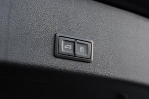 Melns Audi E-Tron 2022 Mārupe, ar dzinēja tilpumu 0.00 L un nobraukumu 50 tūkst. km par 46100 €, foto 39 vietnē AUTOMOTO.COM.LV