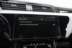 Melns Audi E-Tron 2022 Rīga, ar dzinēja tilpumu 0.00 L un nobraukumu 50 tūkst. km par 46100 €, foto 22 vietnē AUTOMOTO.COM.LV