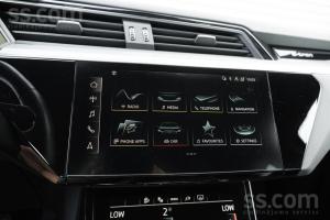 Melns Audi E-Tron 2022 Rīga, ar dzinēja tilpumu 0.00 L un nobraukumu 50 tūkst. km par 46100 €, foto 23 vietnē AUTOMOTO.COM.LV