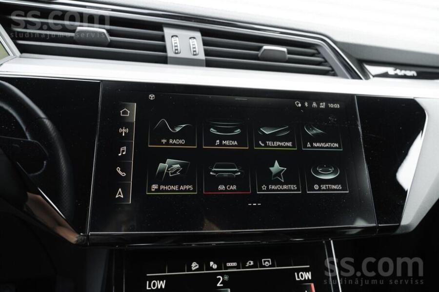Melns Audi E-Tron 2022 Rīga, ar dzinēja tilpumu 0.00 L un nobraukumu 50 tūkst. km par 46100 €, foto 23 vietnē AUTOMOTO.COM.LV