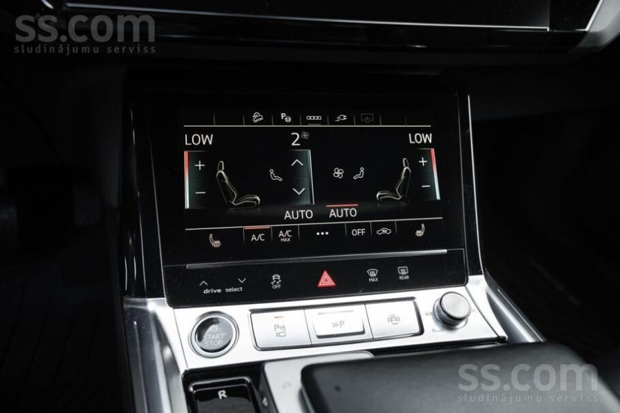 Melns Audi E-Tron 2022 Rīga, ar dzinēja tilpumu 0.00 L un nobraukumu 50 tūkst. km par 46100 €, foto 33 vietnē AUTOMOTO.COM.LV
