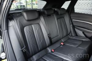 Melns Audi E-Tron 2022 Rīga, ar dzinēja tilpumu 0.00 L un nobraukumu 50 tūkst. km par 46100 €, foto 35 vietnē AUTOMOTO.COM.LV