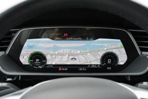 Black Audi E-Tron 2022 in Riga, with an engine capacity of 0.00 L and mileage of 43 thousand km for 35950 €, photo 16 on AUTOMOTO.COM.LV