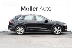 Black Audi E-Tron 2022 in Riga, with an engine capacity of 0.00 L and mileage of 43 thousand km for 35950 €, photo 5 on AUTOMOTO.COM.LV