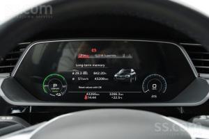 Black Audi E-Tron 2022 in Riga, with an engine capacity of 0.00 L and mileage of 43 thousand km for 35950 €, photo 14 on AUTOMOTO.COM.LV