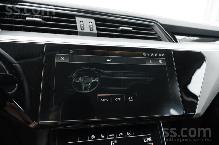 Black Audi E-Tron 2022 in Riga, with an engine capacity of 0.00 L and mileage of 43 thousand km for 35950 €, photo 20 on AUTOMOTO.COM.LV